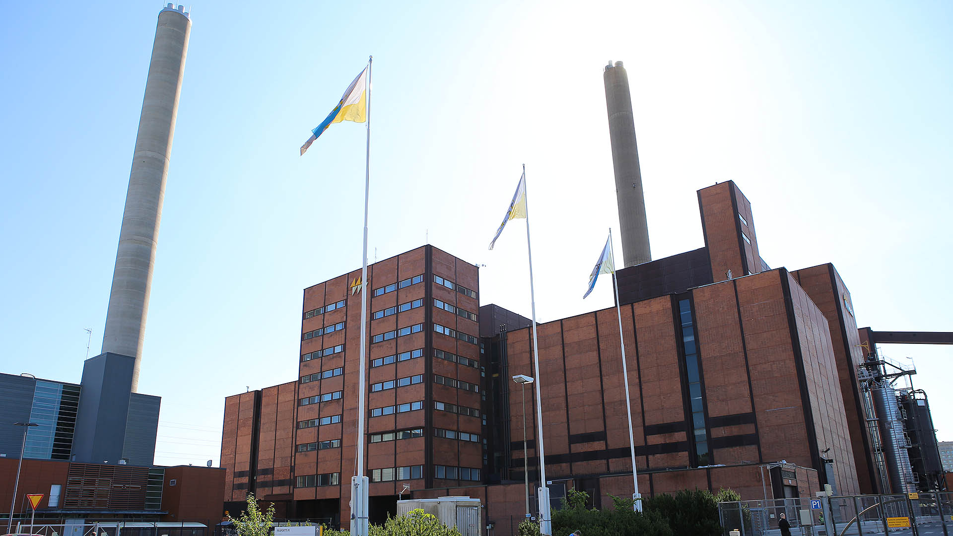 Kurkista lopetettuun Hanasaaren voimalaan - Insinööri-lehti