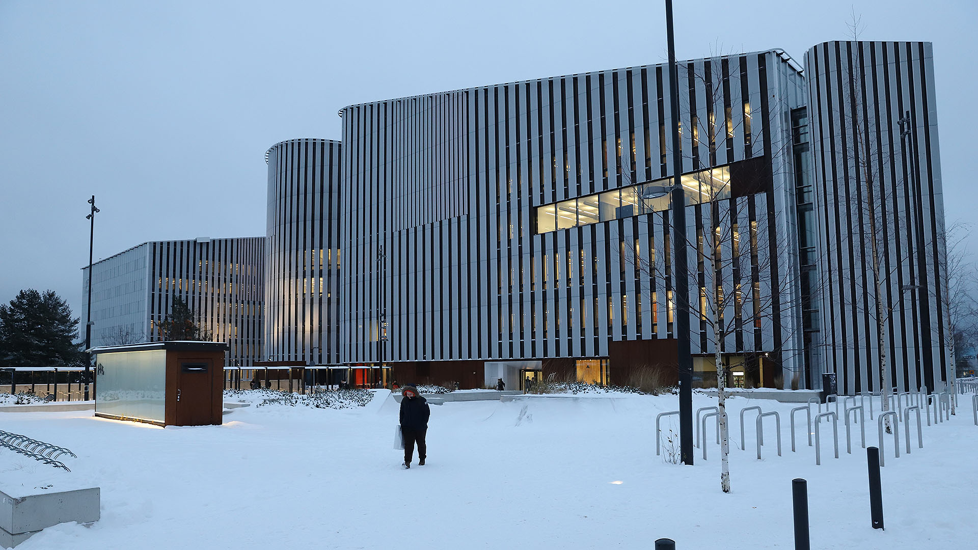 Ammattikorkeakoulujen henkilöstö sai oman työehtosopimuksen - Insinööri ...